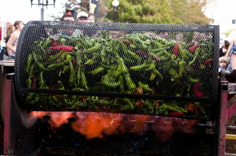 Fire Roasted Chile in Pueblo, Colorado – MUSSOS.COM