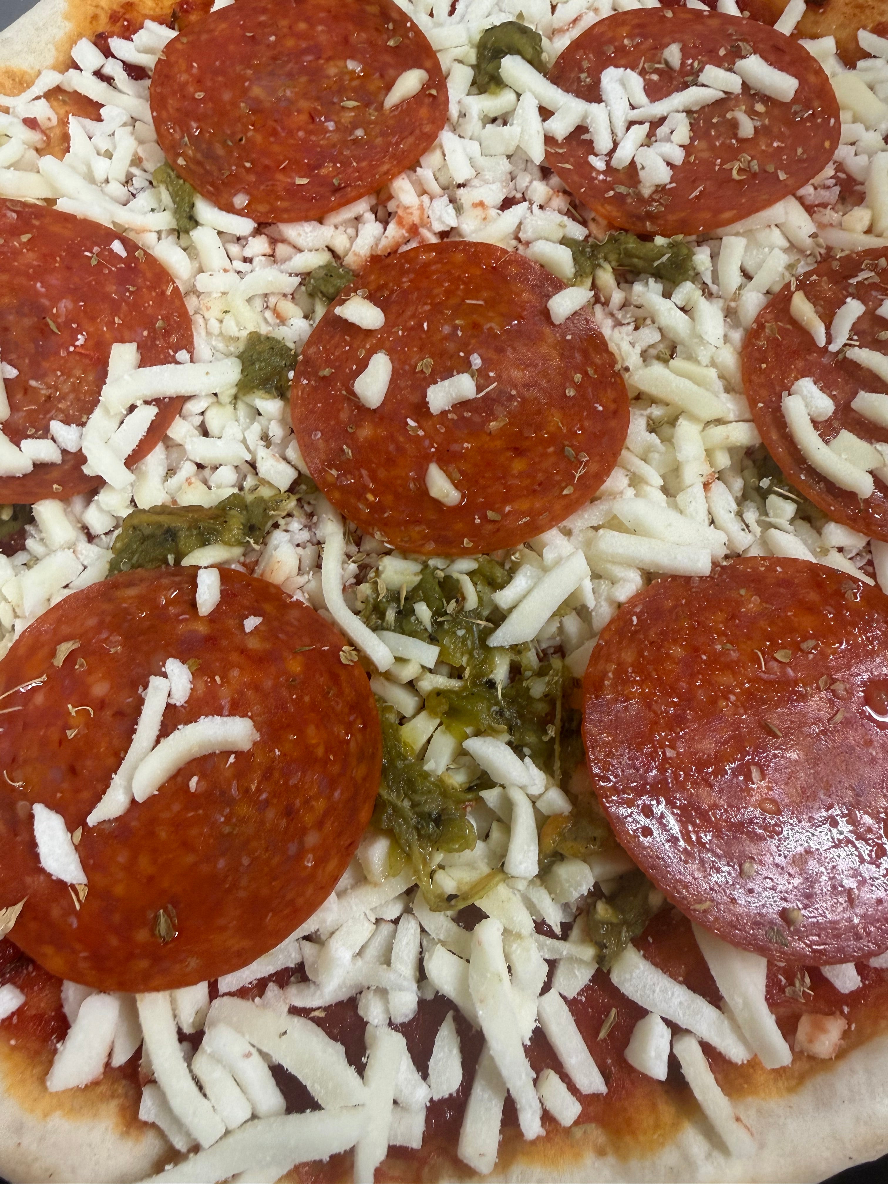 Musso’s Homemade Frozen Pizza - Pepperoni & Roasted Chilies (14”) WITH ...